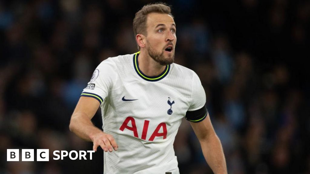 Tottenham: Kane open to new contract - BBC Sport