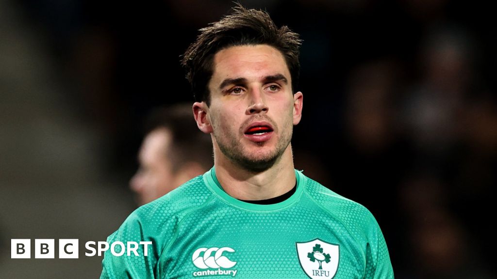 Ireland v Fiji: Joey Carbery to start at fly-half as one of nine Irish ...