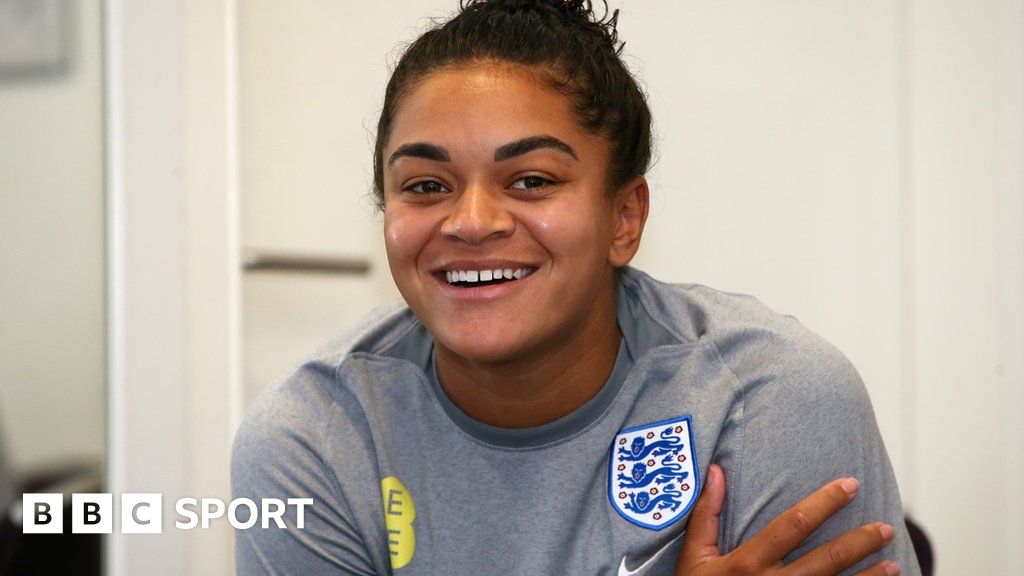 Euro 2022: England defender Jess Carter embraces role in Euros squad ...