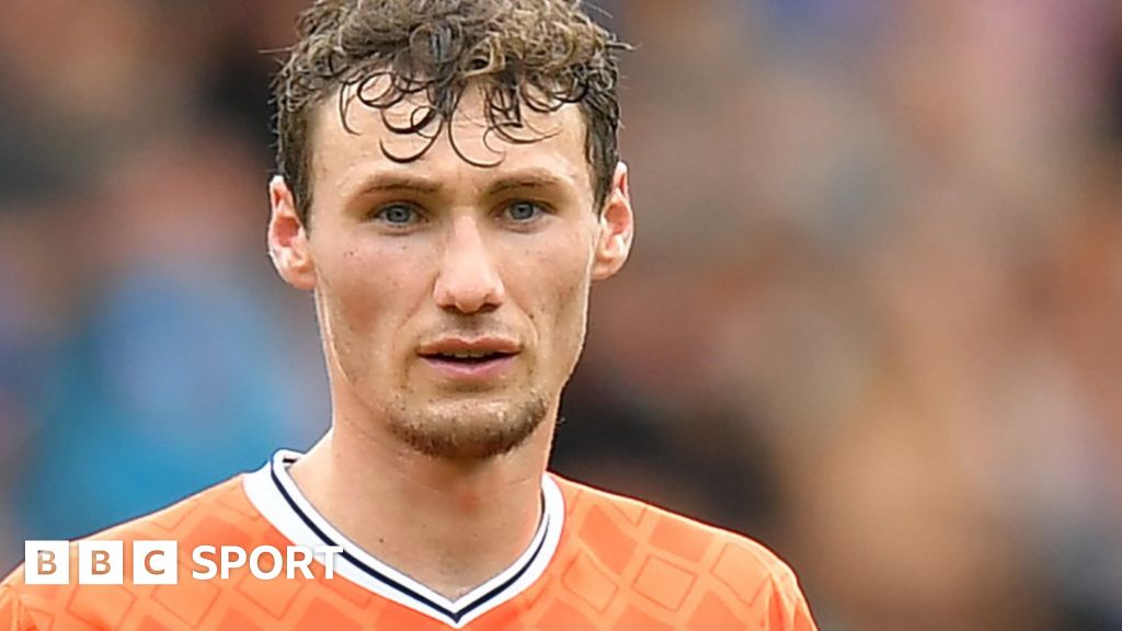 Matty Virtue: Lincoln sign midfielder on season-long loan from ...