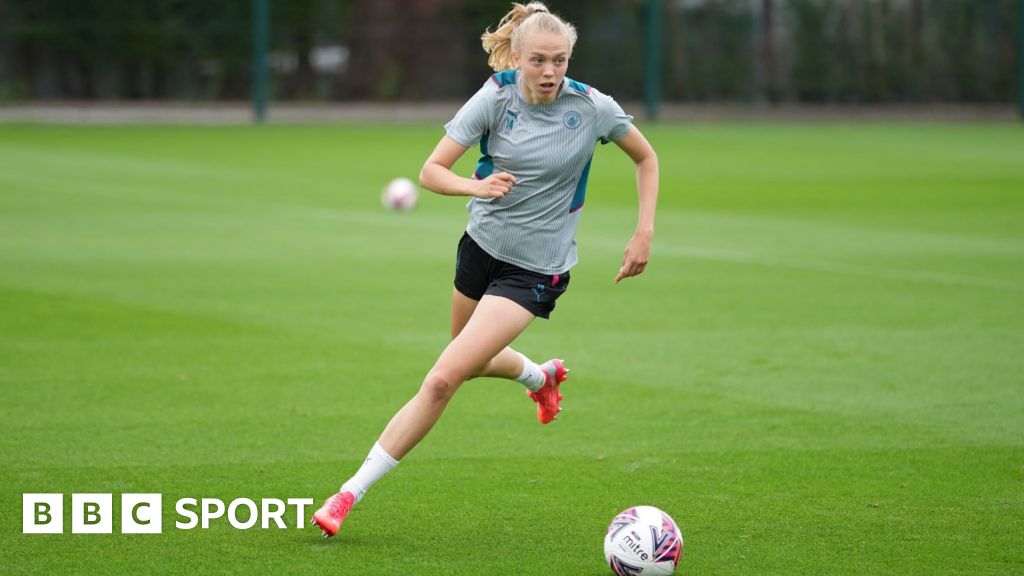Esme Morgan: Manchester City and England defender out with leg fracture ...