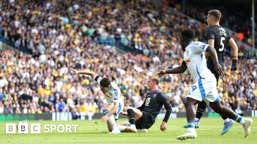 Leeds United news: Adam Pope and Simon Rix on Burnley loss - BBC Sport