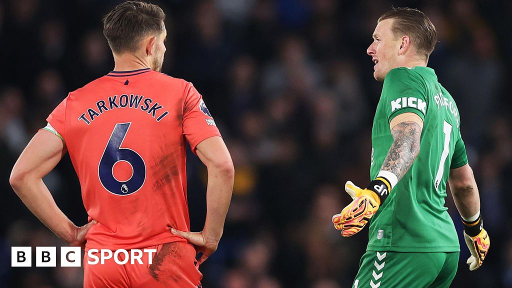 Everton news: Chelsea defeat 'not acceptable' - Derek Mountfield - BBC ...