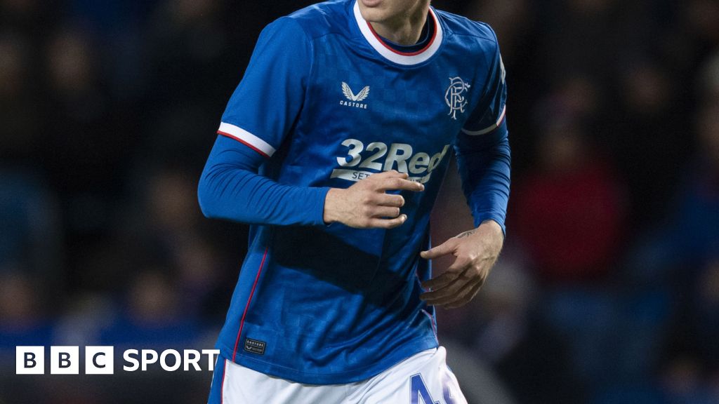 Devine relishes working with 'the best players in the country' - BBC Sport