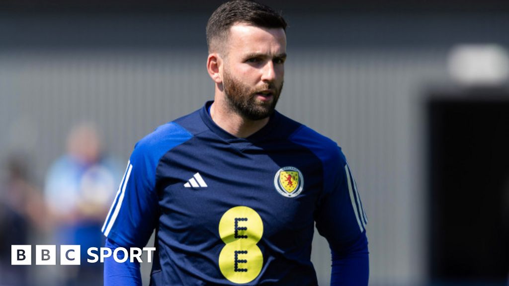 Kelly named in Scotland squad - BBC Sport