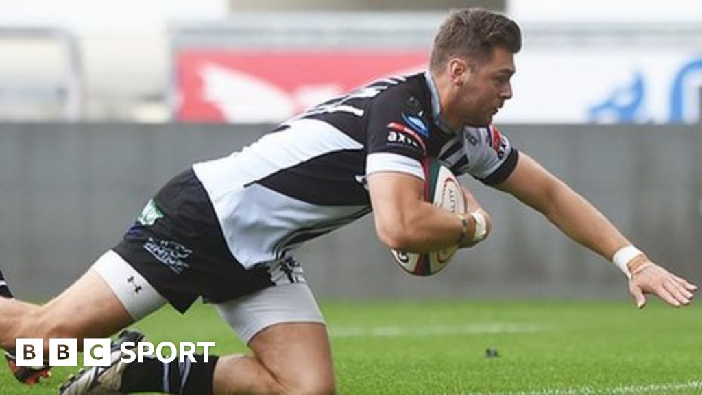 Pontypridd's Alex Webber scores first six-point try - BBC Sport