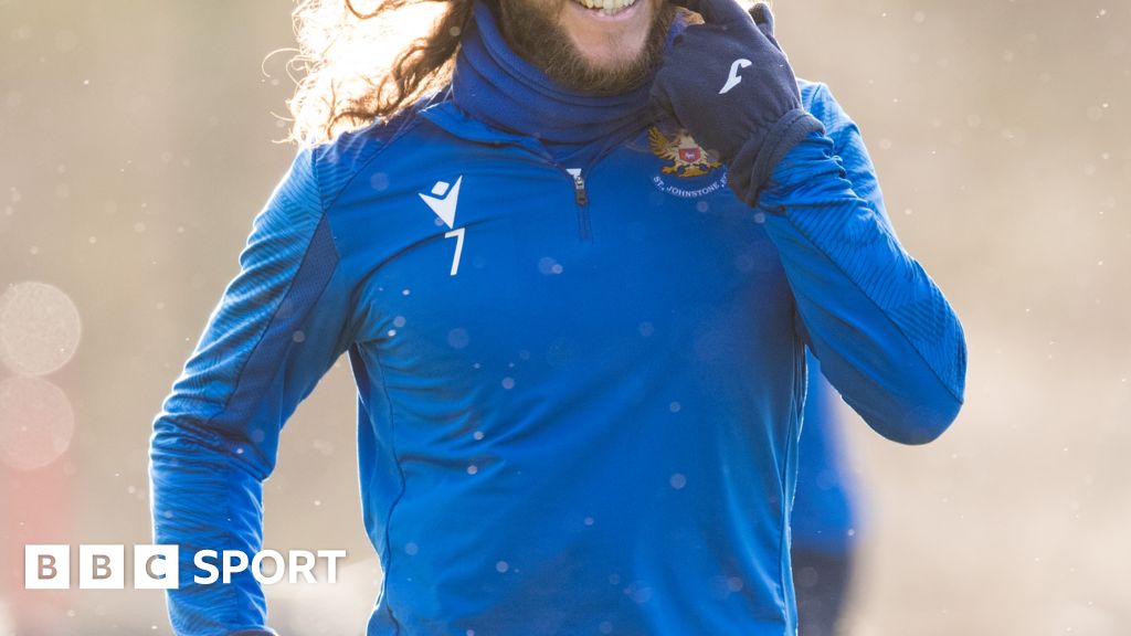 May Delight As He Signs New Deal Until 2025 Bbc Sport