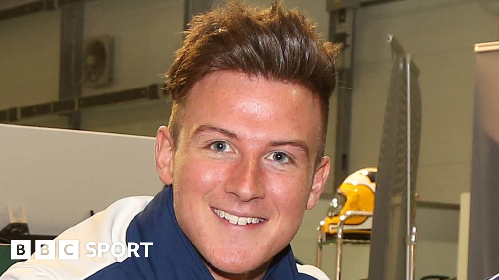 British Superbikes: Elliott secures maiden victory at Silverstone - BBC ...