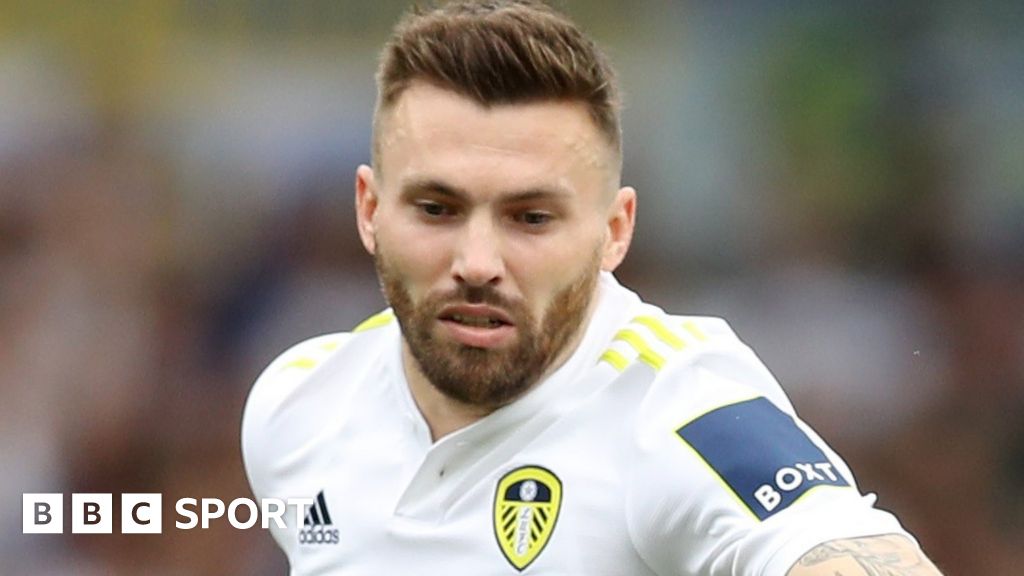 Stuart Dallas: Leeds and NI player on suffering bereavement when hit by ...