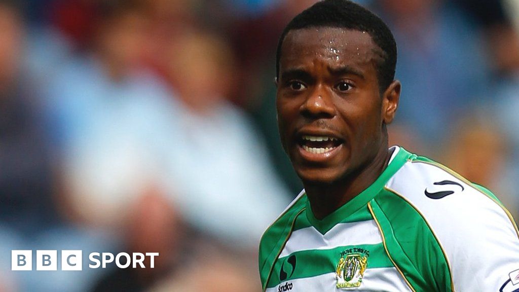 Liam Davis: Cheltenham Town sign defender on deal until end of season ...