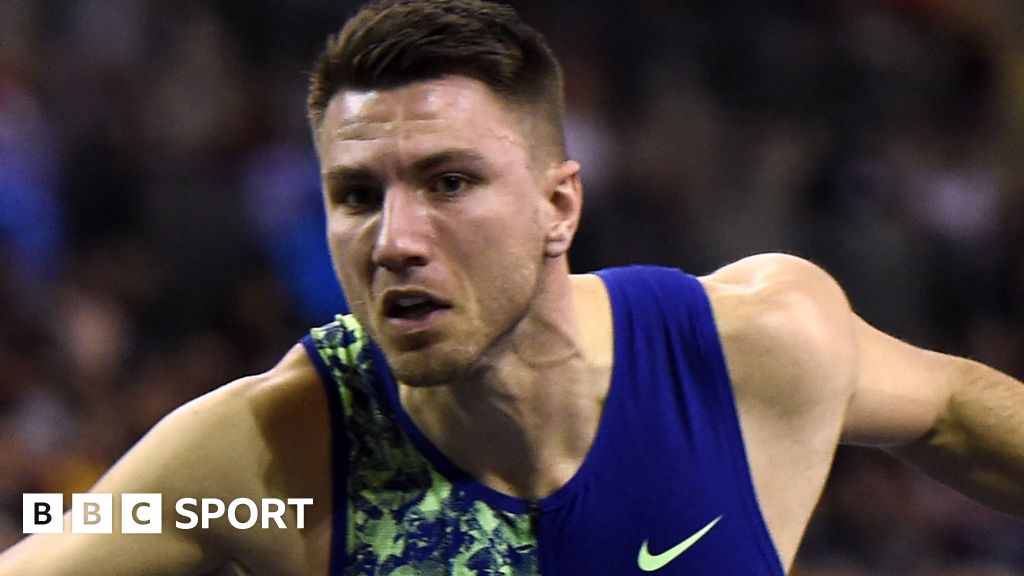Andrew Pozzi maintains unbeaten indoor 60m hurdles run - BBC Sport