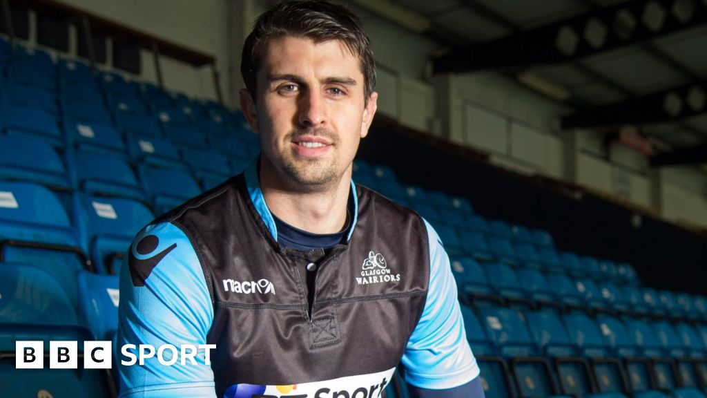 Glasgow: Peter Murchie signs new deal as Glenn Bryce departs - BBC Sport