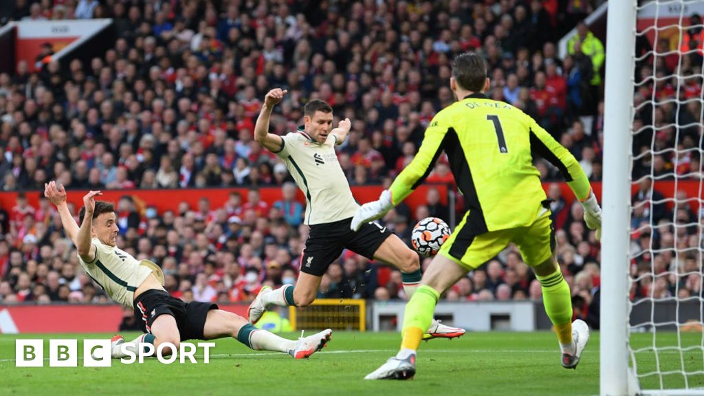 Man Utd V Liverpool In Pictures Bbc Sport