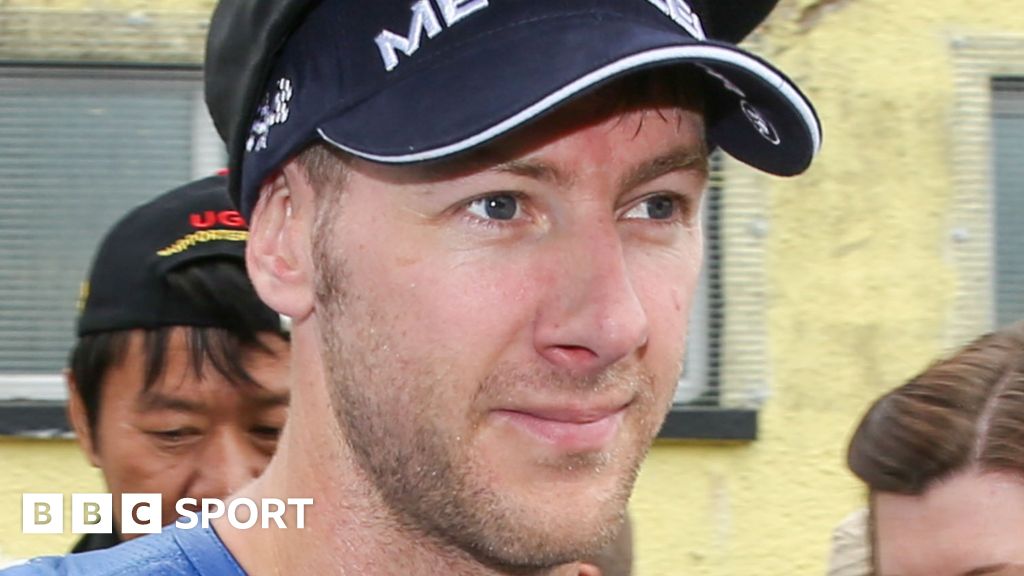 Ulster Grand Prix: Ian Hutchinson dominates at Dundrod as he earns four ...