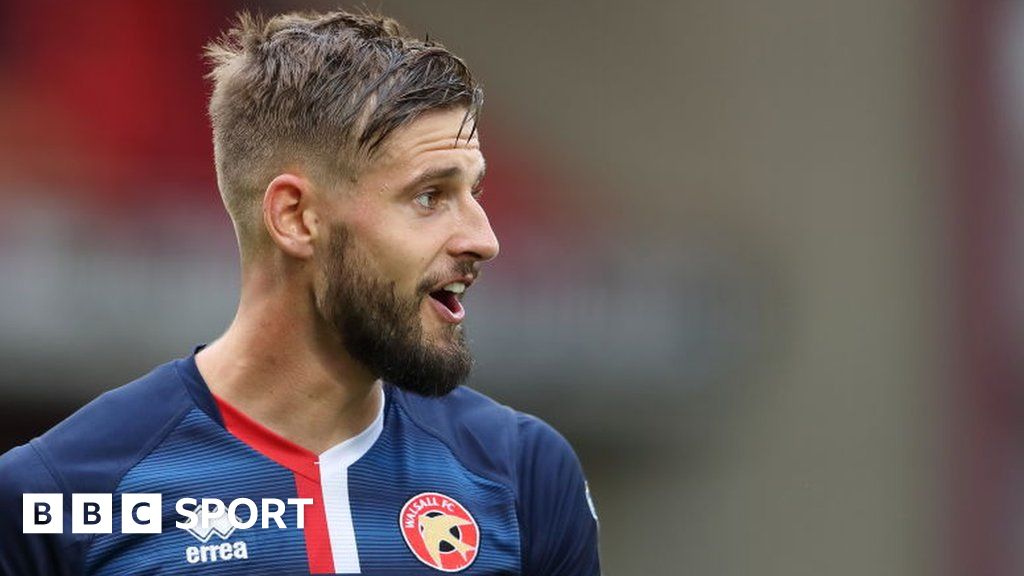 Northampton Town: Defender Jon Guthrie and goalkeeper Jonny Maxted sign ...