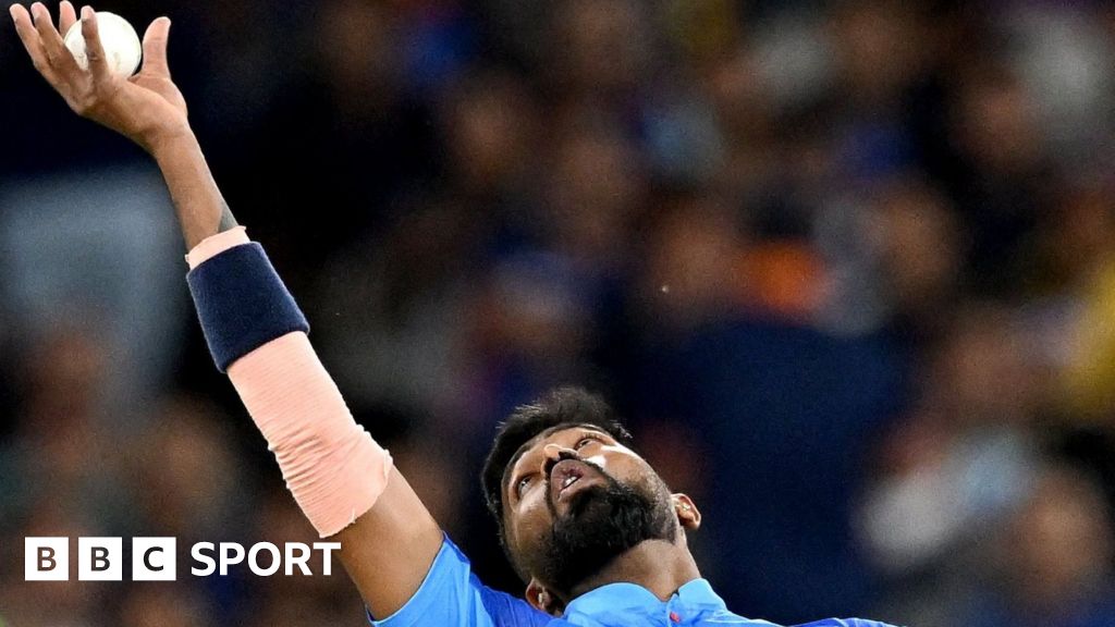 T20 World Cup: Vote for your catch of the tournament - BBC Sport