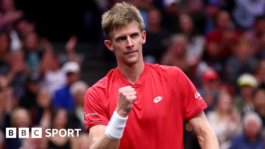 Laver Cup: Kevin Anderson gains revenge over Novak Djokovic - BBC Sport
