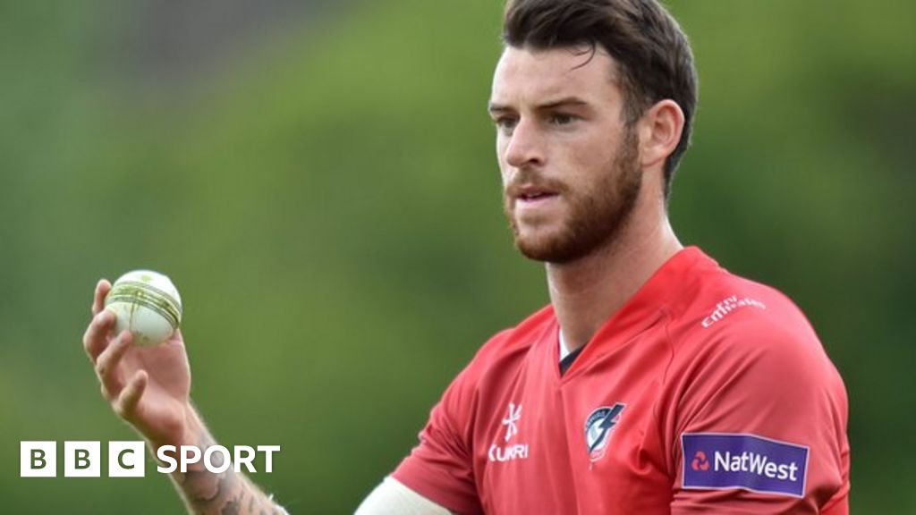 Lancashire: Arron Lilley, Jordan Clark and Liam Livingstone re-sign ...