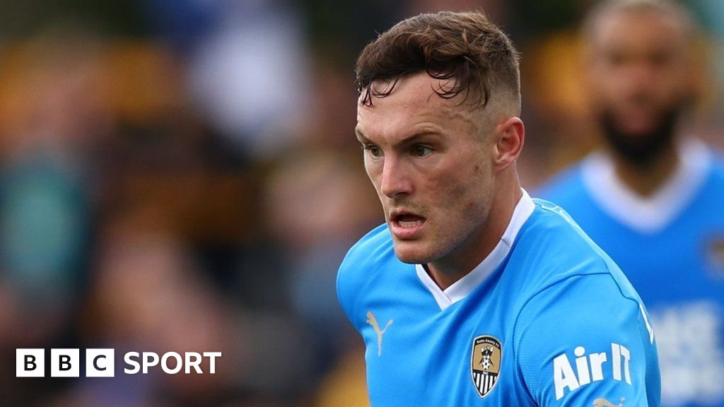 Macaulay Langstaff: Notts County striker signs new deal - BBC Sport
