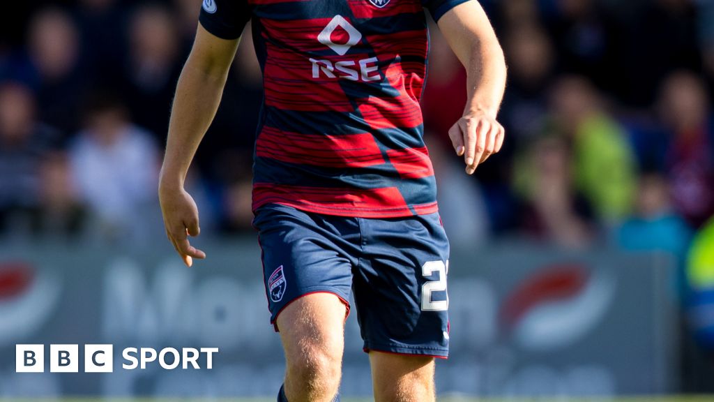 Tillson departs County to join United on loan - BBC Sport