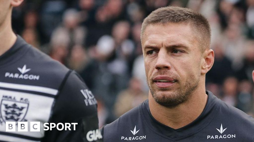 Matty Russell: Leeds Rhinos sign Warrington Wolves winger on loan - BBC ...