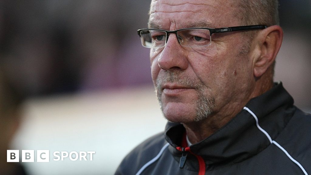 Neil Baker leaves Crewe Alexandra after 23 years at Gresty Road - BBC Sport