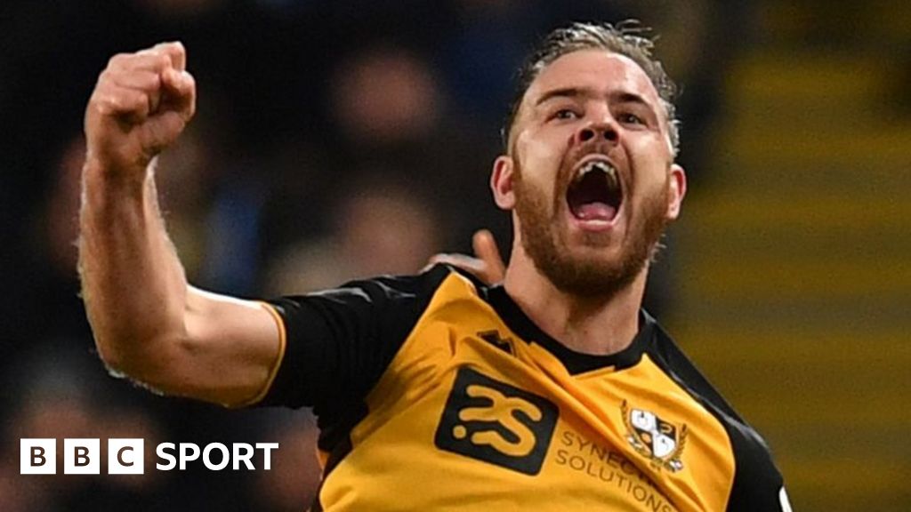 Tom Pope: FA & Port Vale investigate tweet sent by forward - BBC Sport