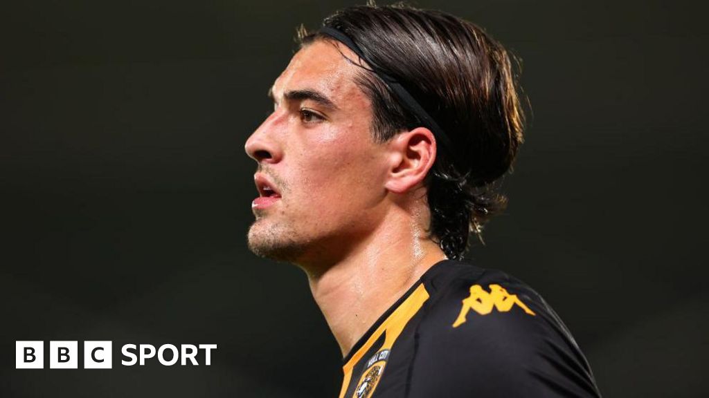 Ipswich Town transfer news: Jacob Greaves 'delighted' to sign from Hull ...