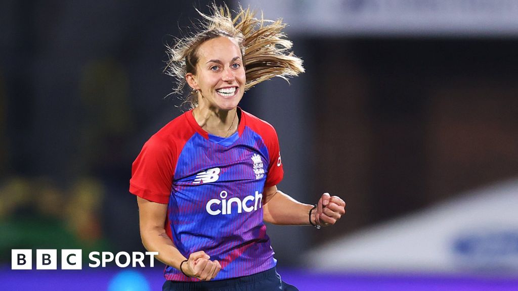 Tash Farrant regains England central contract after impressive 2021 ...