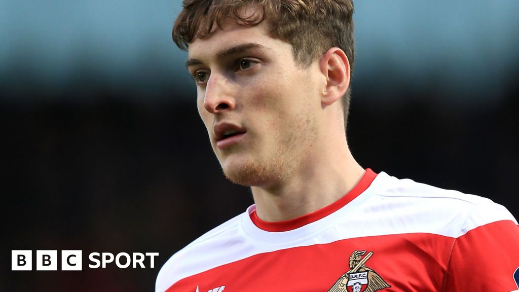 Conor Grant: Everton midfielder returns to League Two side on loan ...