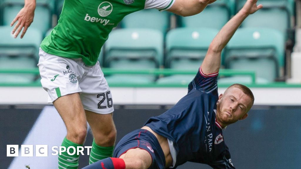 Harbottle looking to build on 'steady' Hibs debut - BBC Sport