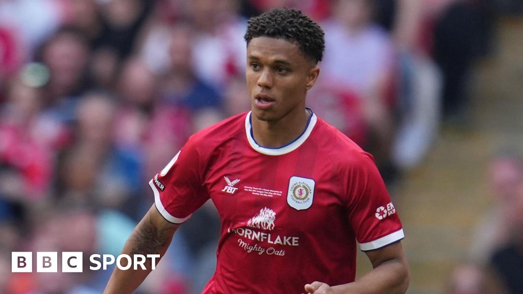 Rio Adebisi & Cian Hayes: Peterborough make double signing - BBC Sport