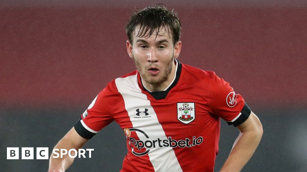 Jake Vokins: Ross County add left-back on loan from Southampton - BBC Sport