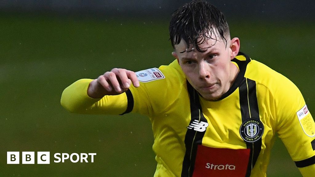 Birmingham City: Carlisle sign Mitchell Roberts as Ivan Sanchez joins ...