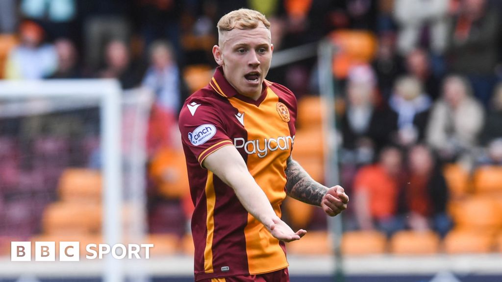 Cornelius announces his Motherwell exit - BBC Sport