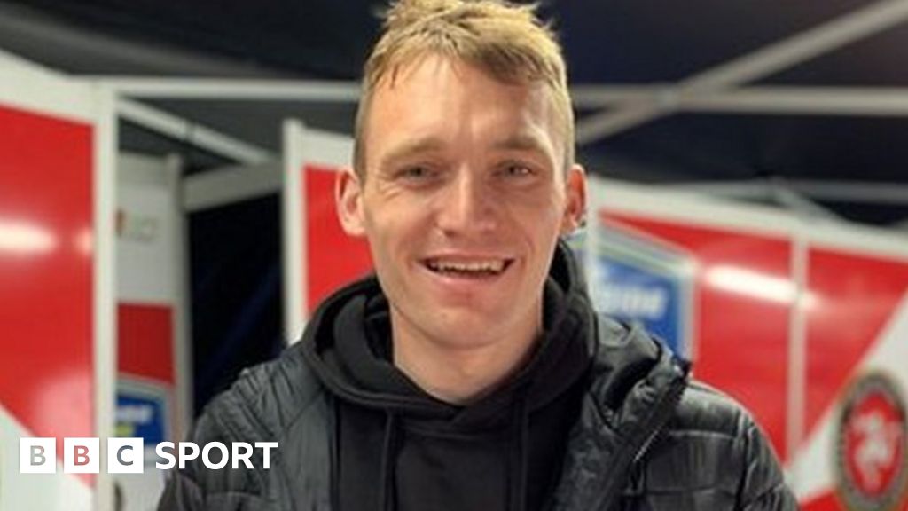 Isle of Man TT: Nathan Harrison debut 'a dream come true' - BBC Sport