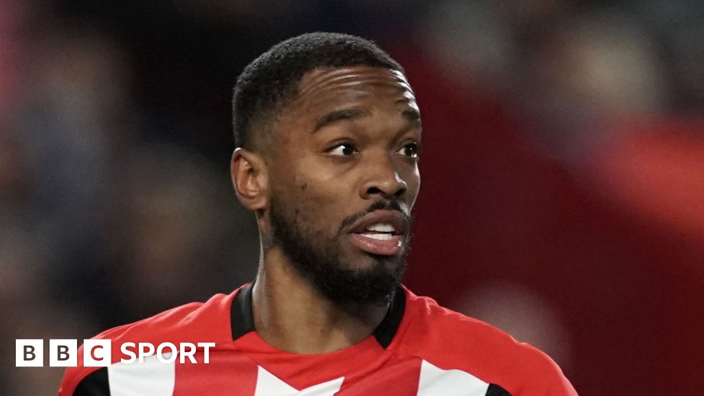 Ivan Toney: Brentford condemn more online racist abuse of England striker - BBC Sport