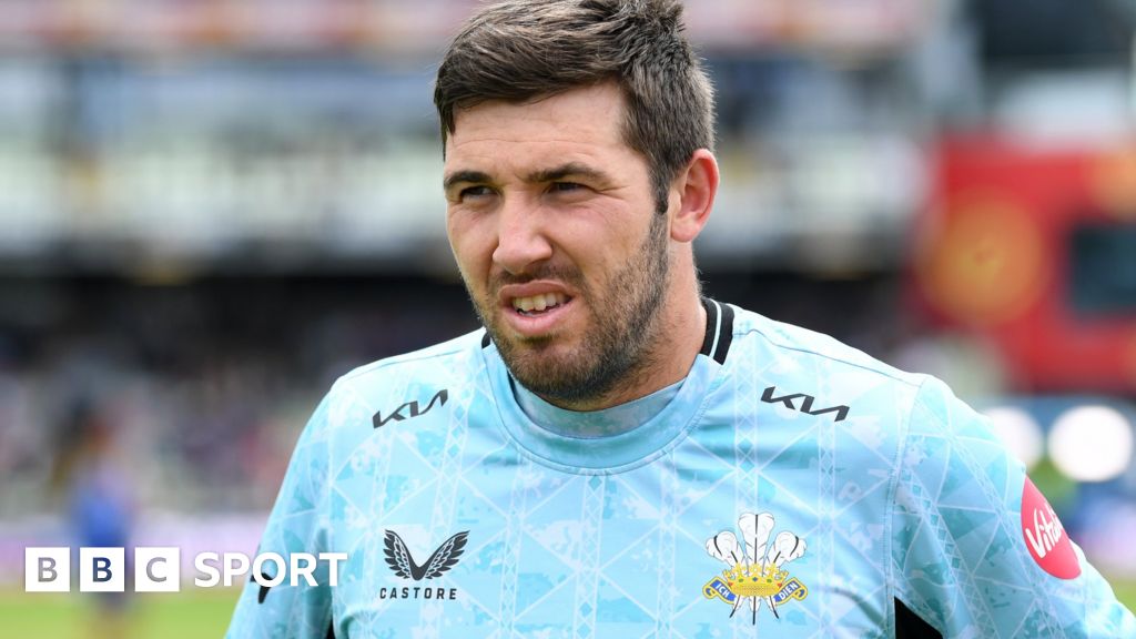 Jamie Overton: Fast bowler among three to extend Surrey deals - BBC Sport