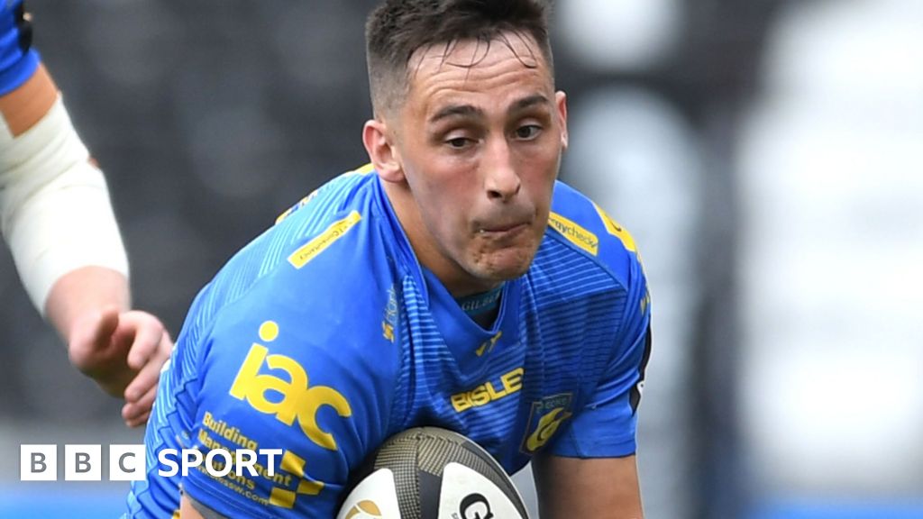 Sam Davies: Wales fly-half 'happy' at Dragons despite exit speculation ...