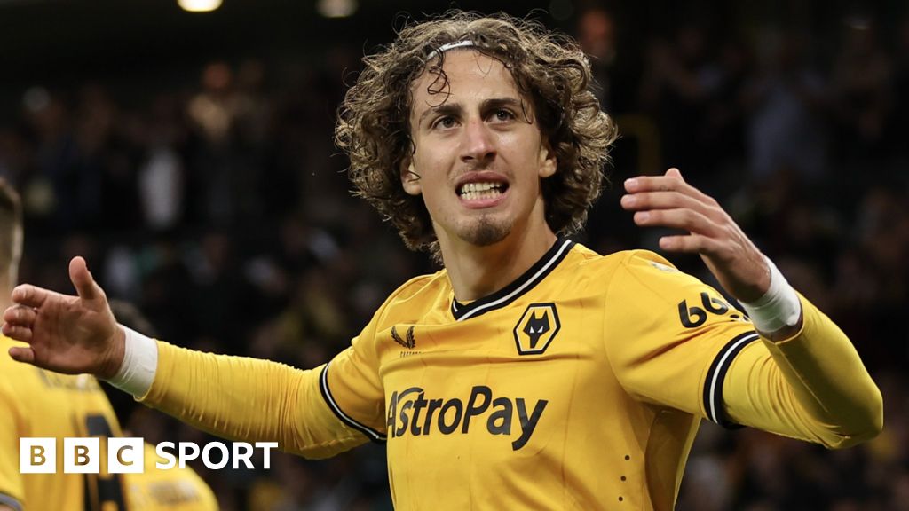 Fabio Silva: Rangers sign Wolves forward on loan for remainder of ...