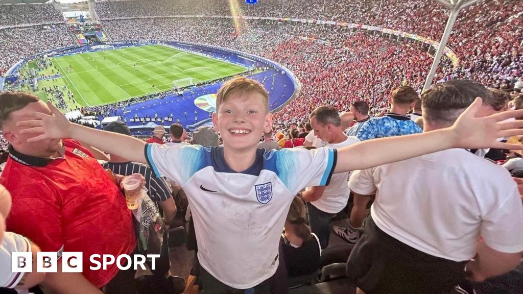 AFC Wimbledon: Boy who donated pocket money to flood appeal to be club mascot, fans say - BBC Sport