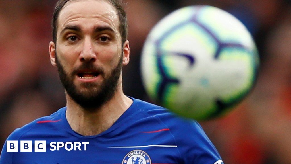 Gonzalo Higuain set to stay with Chelsea - Maurizio Sarri - BBC Sport