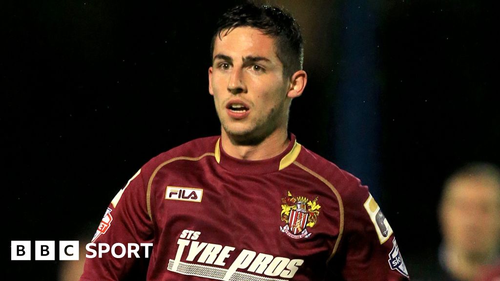 Tom Pett: Stevenage winger signs deal until 2017 - BBC Sport