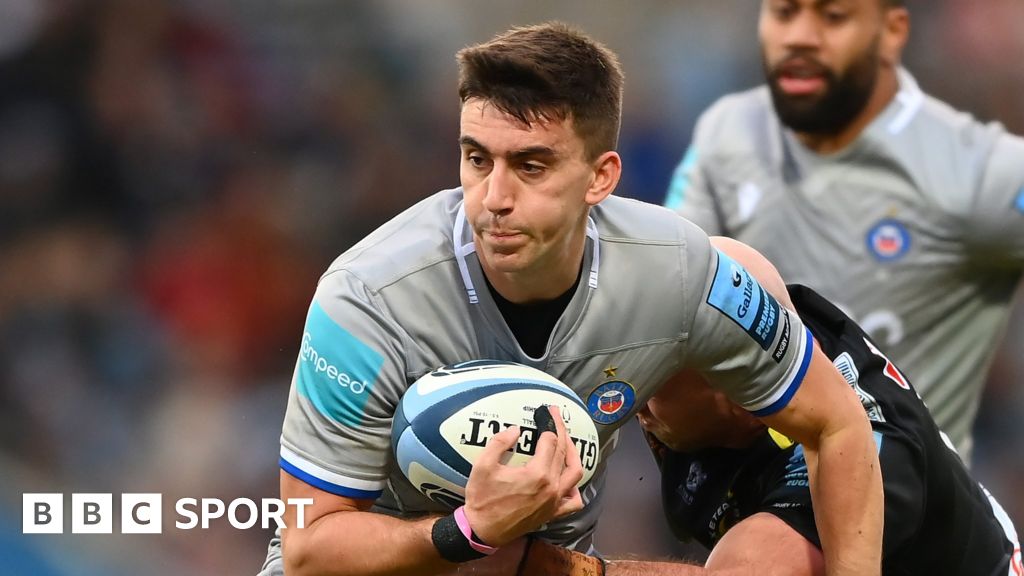 Cameron Redpath: Scotland centre agrees new Bath deal - BBC Sport