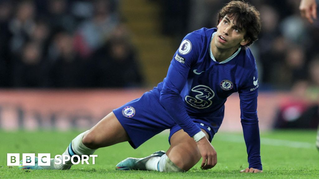 Chelsea: 'Scattergun' Blues 'exposed' in Liverpool draw - BBC Sport