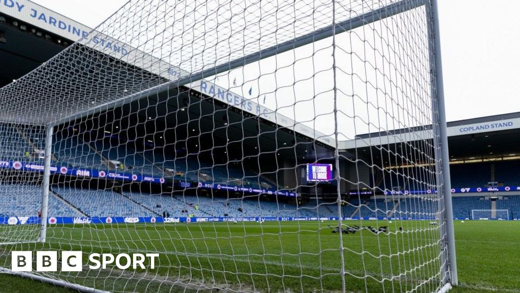 Rangers launch new Ibrox-inspired home kit - BBC Sport