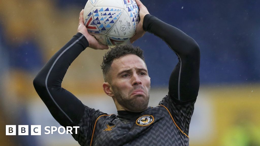 Robbie Willmott: Midfielder agrees new Newport County contract - BBC Sport