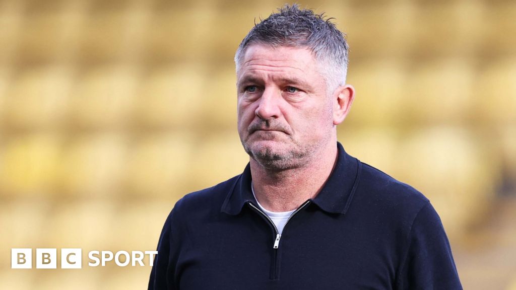 Docherty on bouncing back, blanking the table & ref frustration - BBC Sport