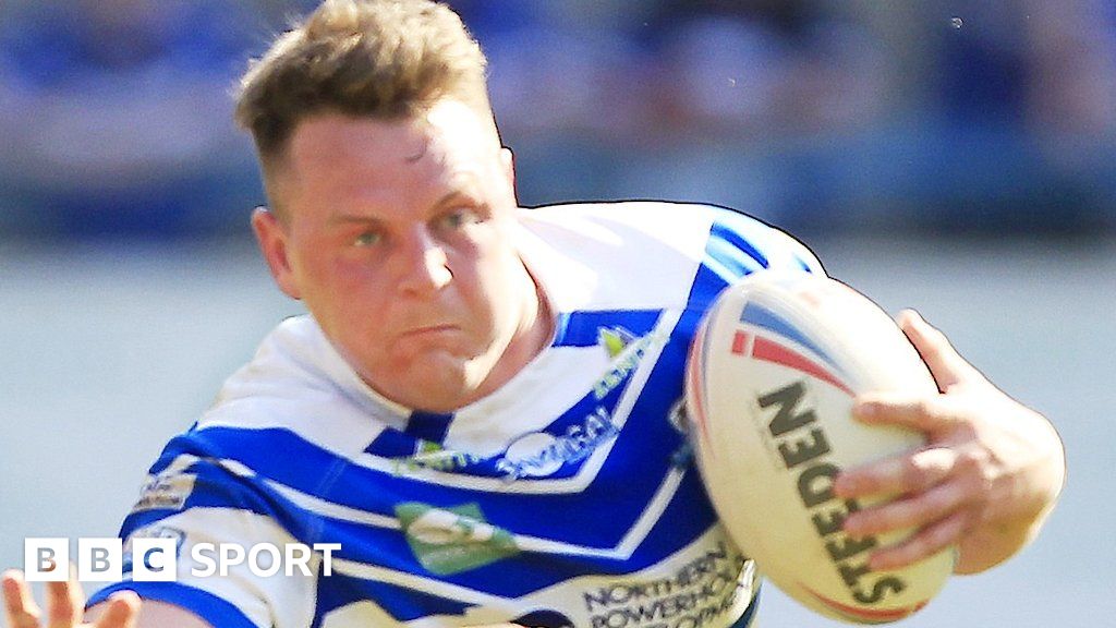 Ed Barber: Halifax player fined for 'unacceptable' tweet - BBC Sport