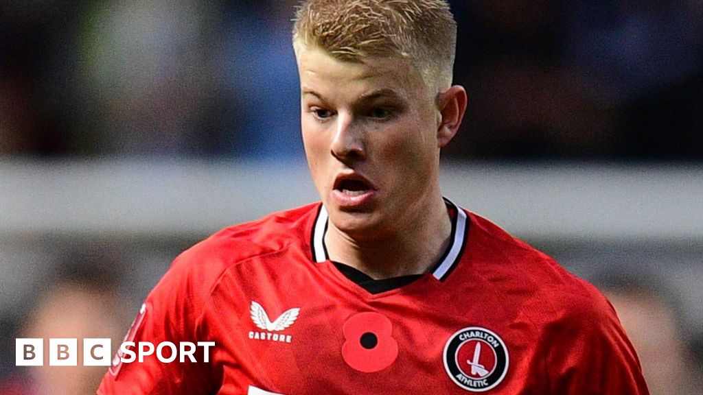 Zach Mitchell: Charlton Athletic defender signs new deal to 2027 - BBC Sport